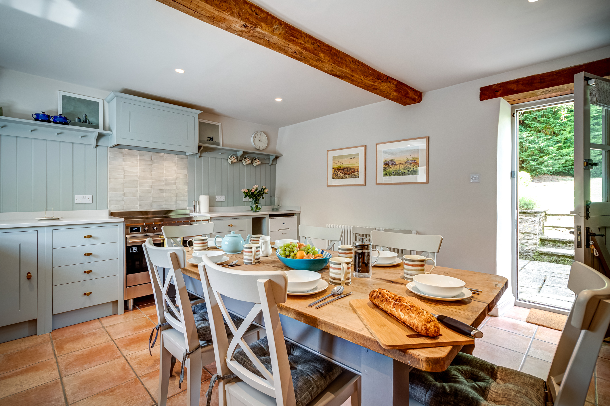 Short Stay Homes in Oxford, Oxfordshire & The Cotswolds | Short Let Space