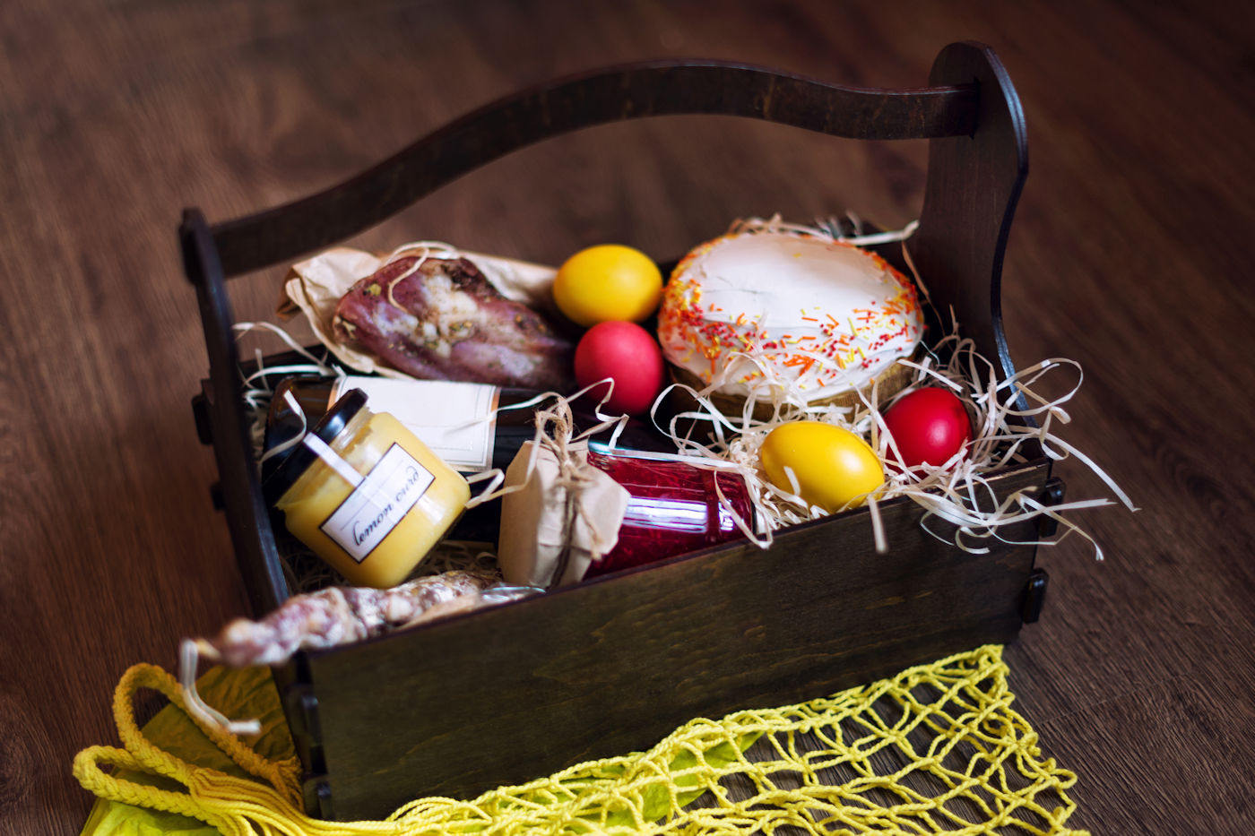 Holiday Let Welcome Pack Ideas to Wow Your Guests | Short Let Space